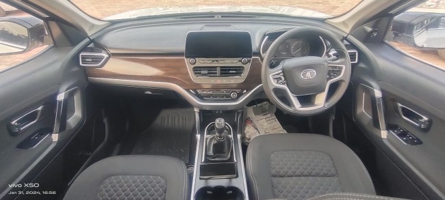 Buy Used Tata Harrier XT Plus 2022 in Ahmedabad EAST